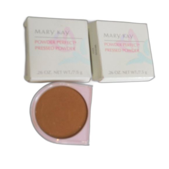 Mary Kay | Makeup | Mary Kay Powder Perfect Pressed Powder Bronze 6253 ...